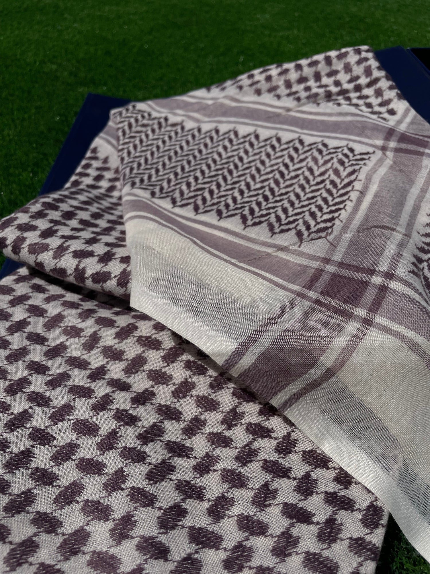 Can anyone wear the keffiyeh? (Shemagh | Ghutra | Arab Scarf)